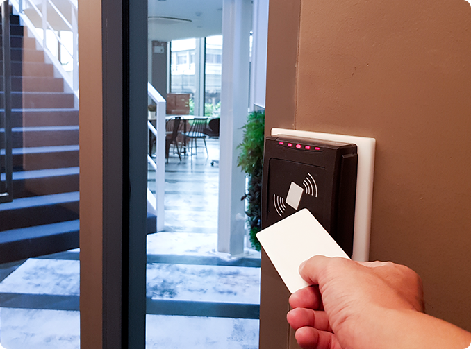 RFID Hotel Wristbands | Hotel RFID Key Cards | ID&C